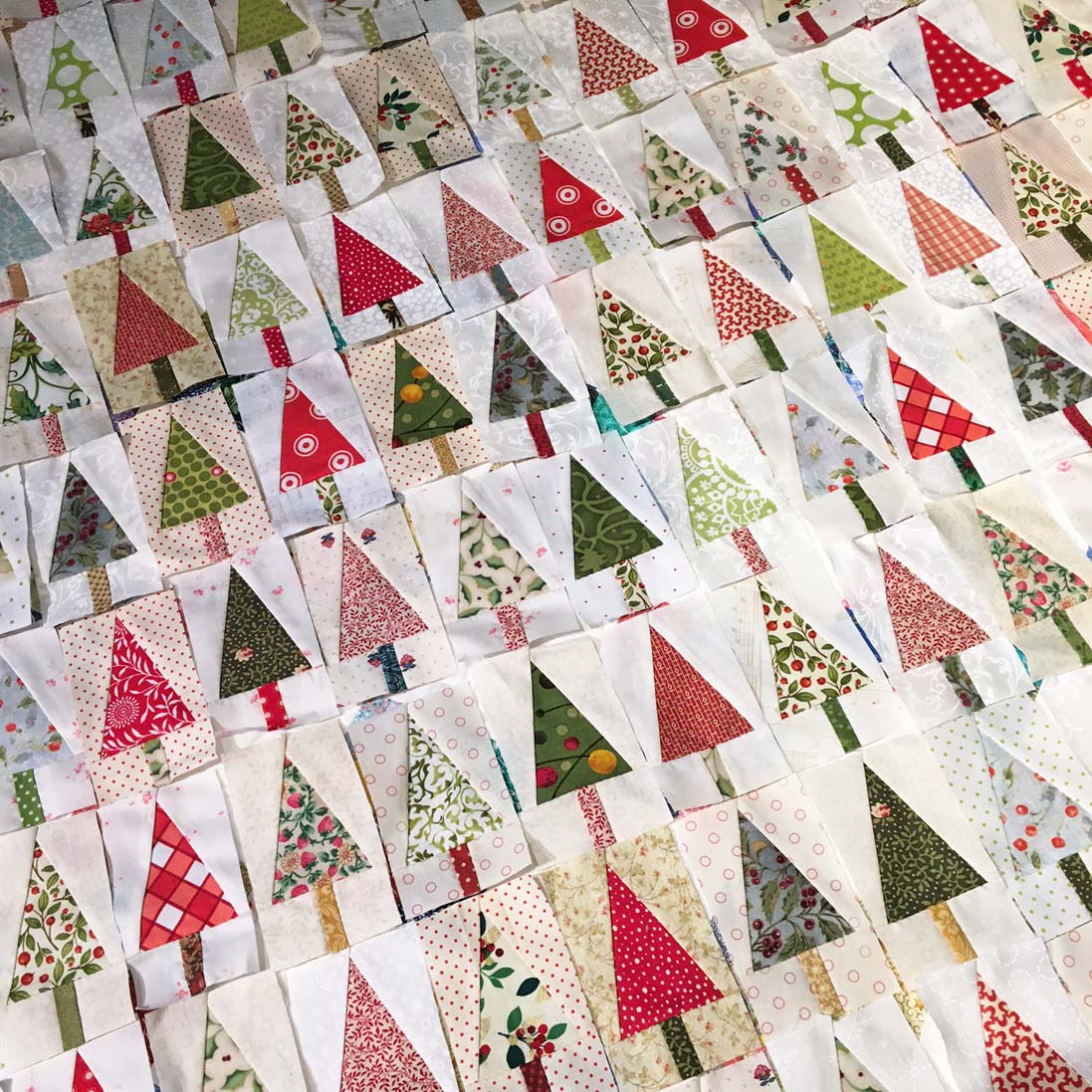 QuiltBee: Time To Get My Little Trees Together Too!
