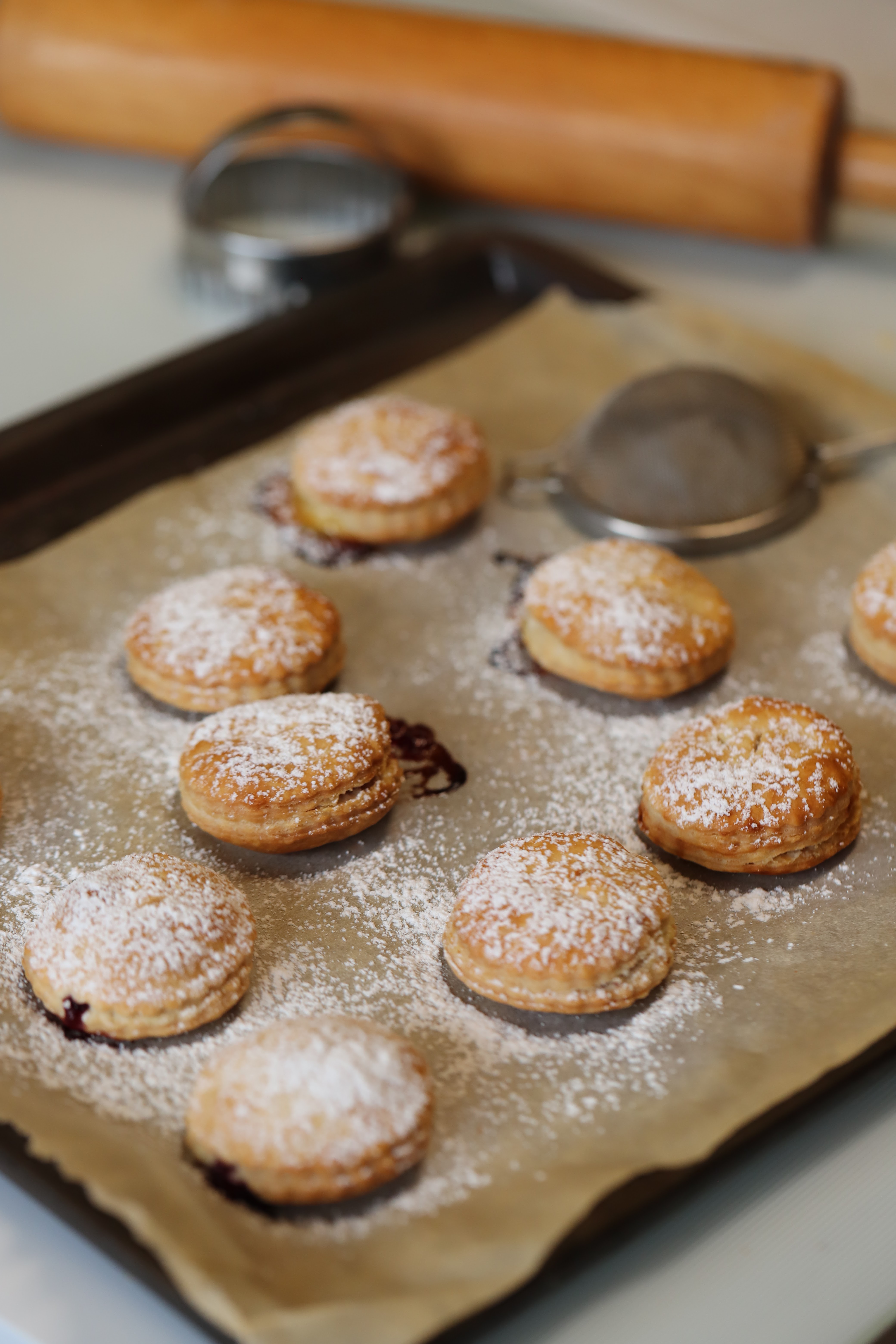 Souped-up Garden: Fruit Jam Hand Pies Using Pastry Scraps