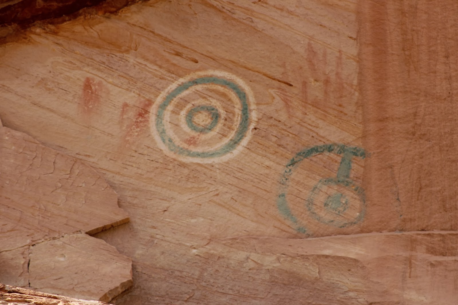 gjhikes.com: Split Level Ruin