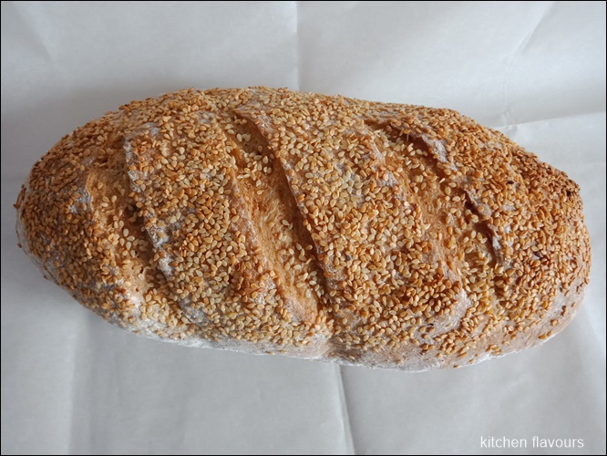 kitchen flavours: Italian Sesame Loaf