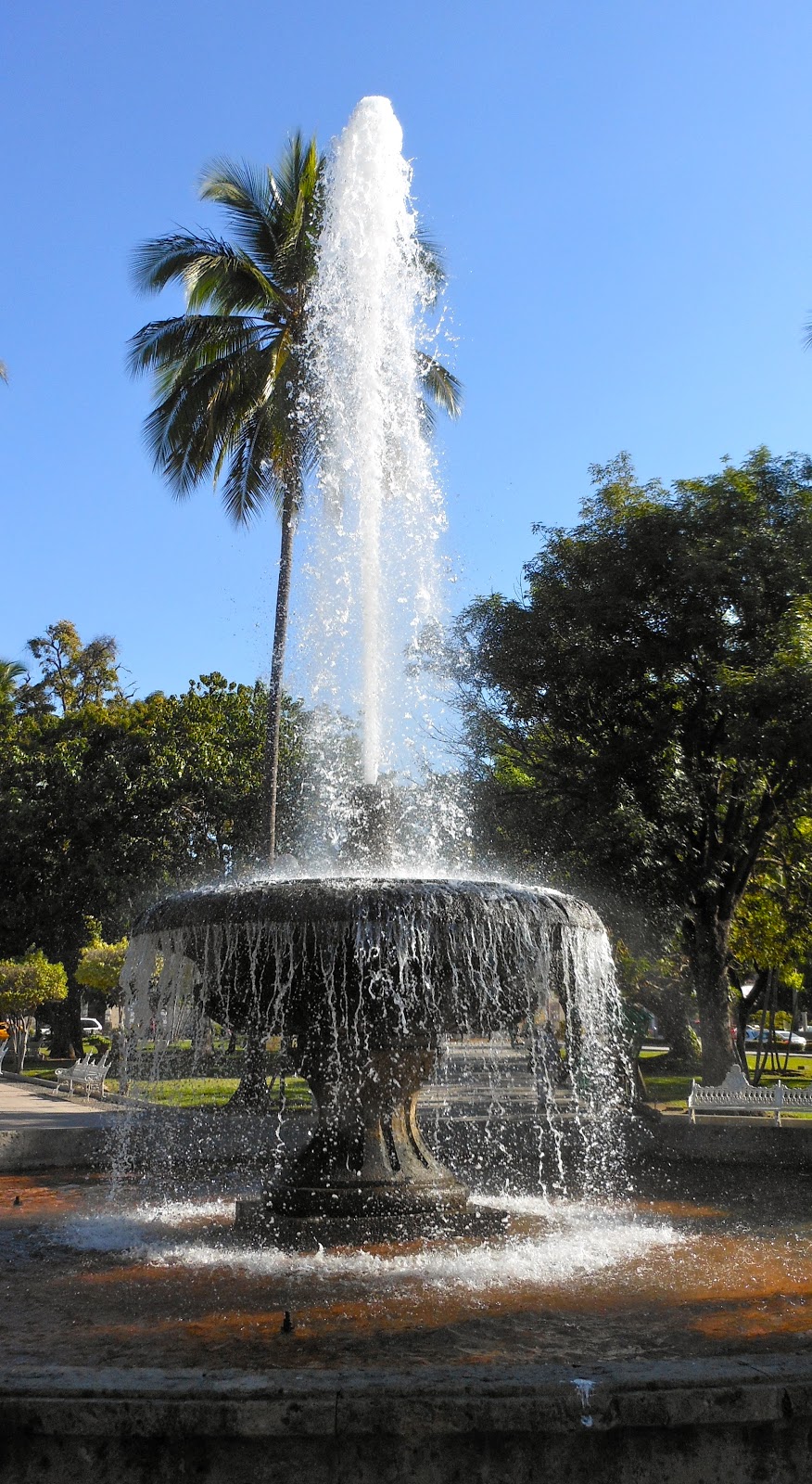 From Guadalajara to Morelia 2012-2013: Colima & Comala