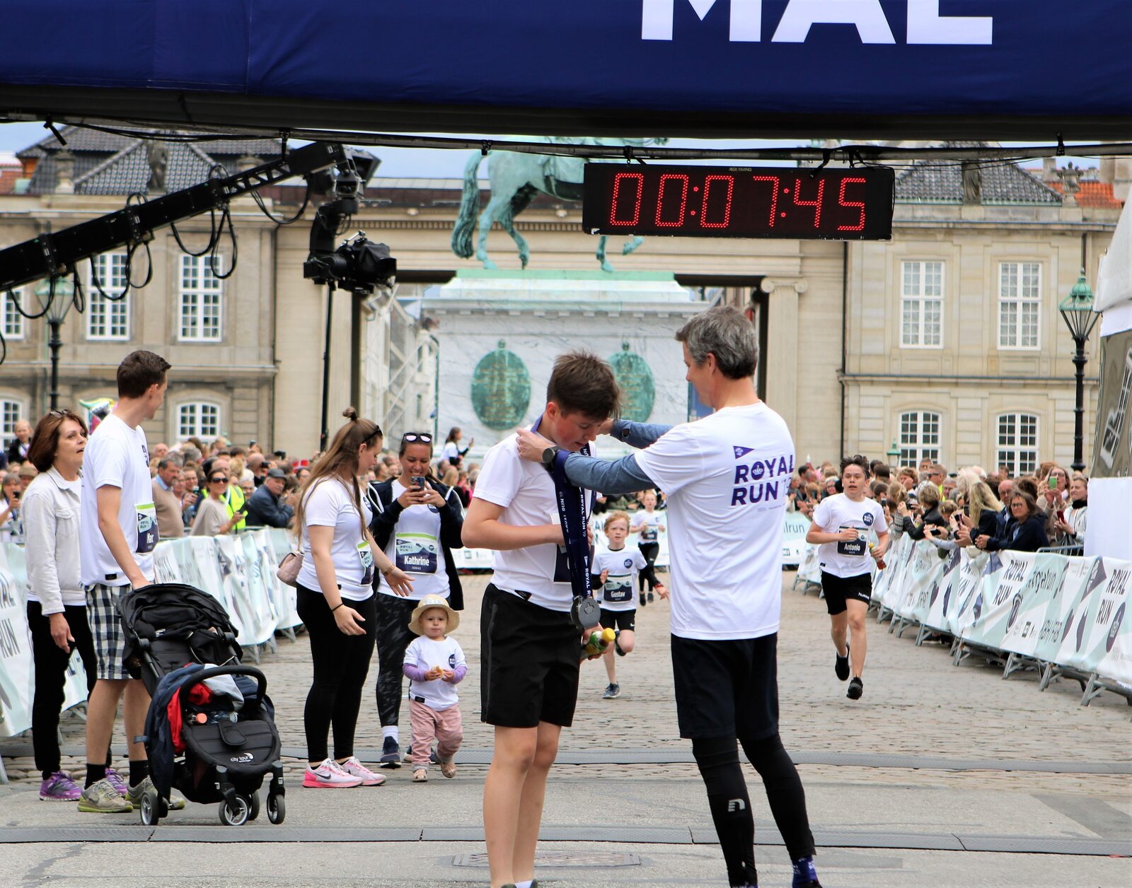 The Royal Children: Danish RF: The children participate in the Royal ...