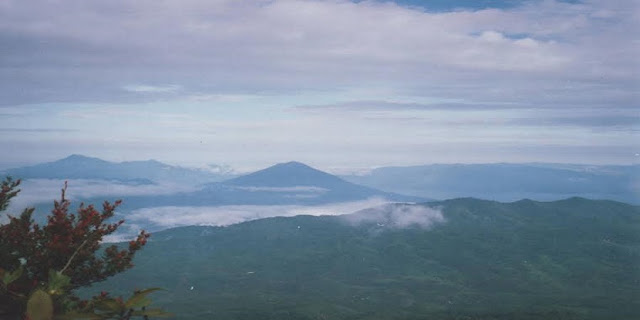Gunung Pesagi ~ VISIT LAMPUNG