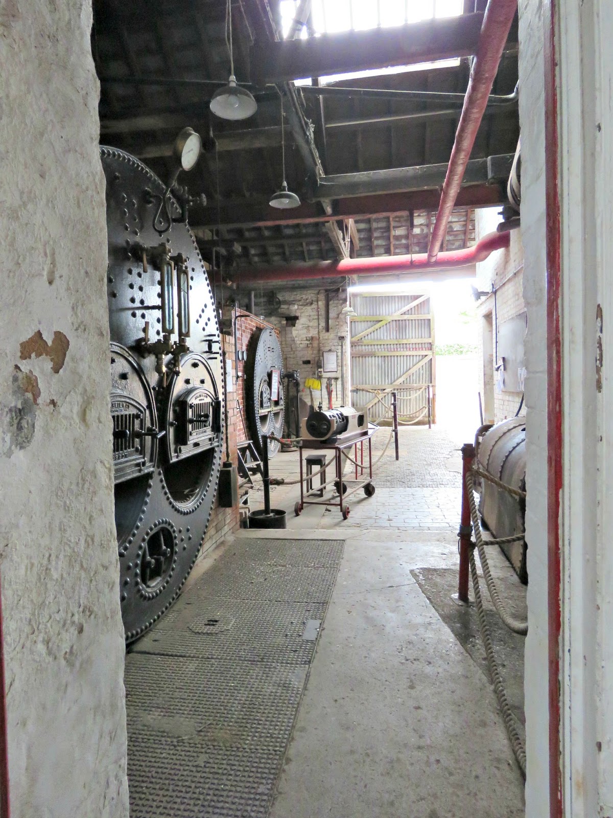 just saying ...: Coldharbour Mill: a little piece of knitting history ...