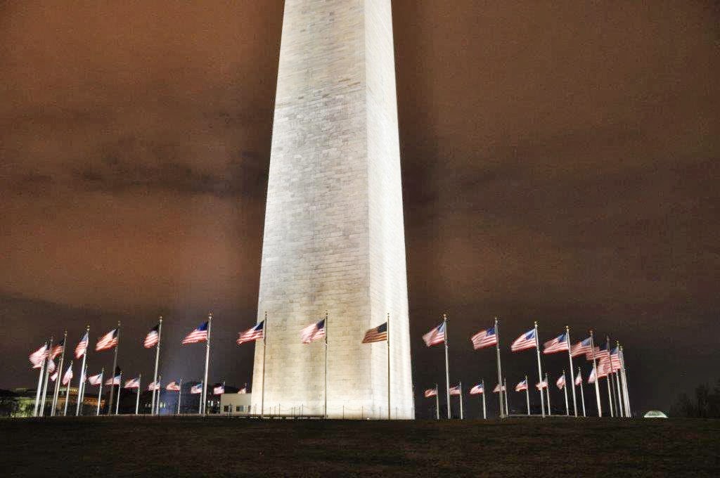 Beautiful and Creative American Flag Displays - FlagRunners