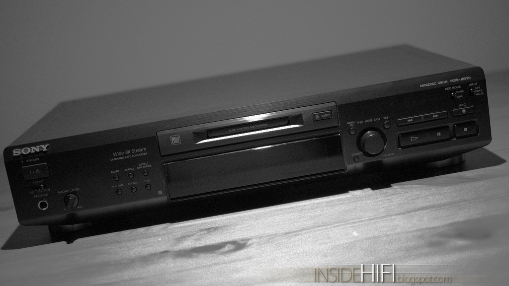 Inside Hi-Fi: minidisc deck