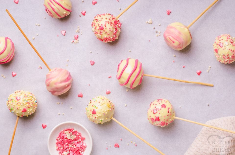 Yummy Pink Cake Pops and A Surprisingly Wonderful Pink Kitchen - Crafts ...