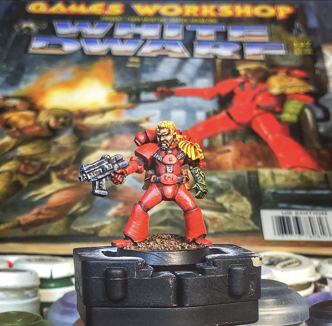 Give'em Lead: Les Edwards White Dwarf Cover Marine