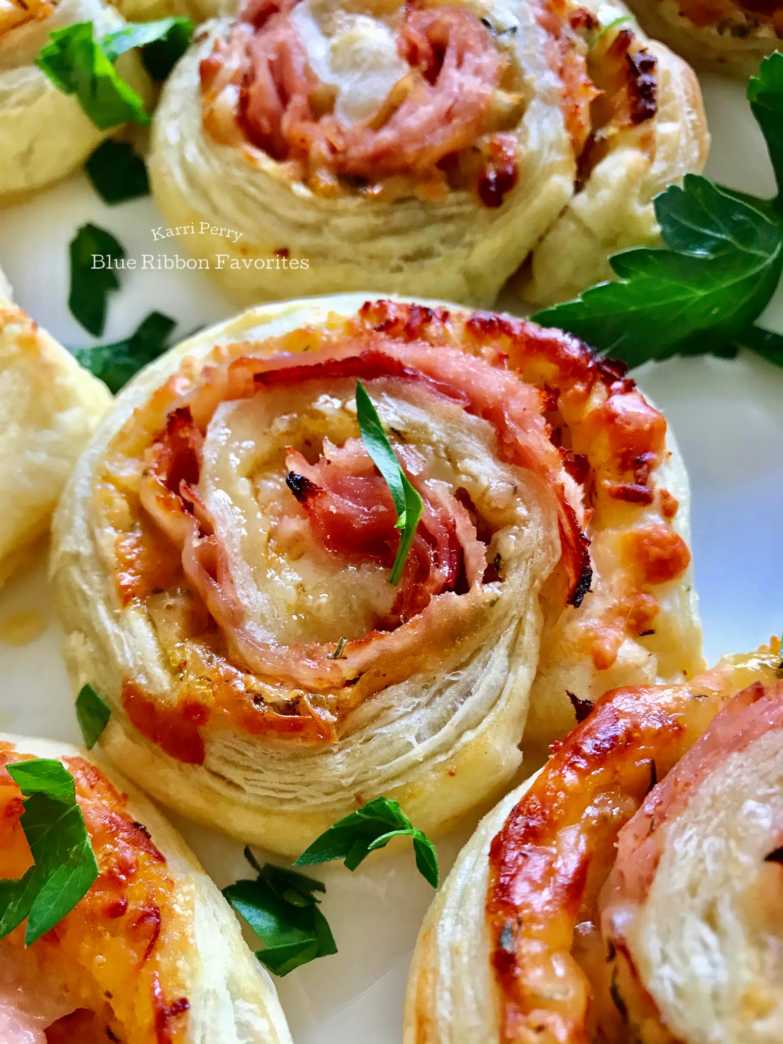 Blue Ribbon Kitchen: Cheesy Ham-Jam Pinwheels