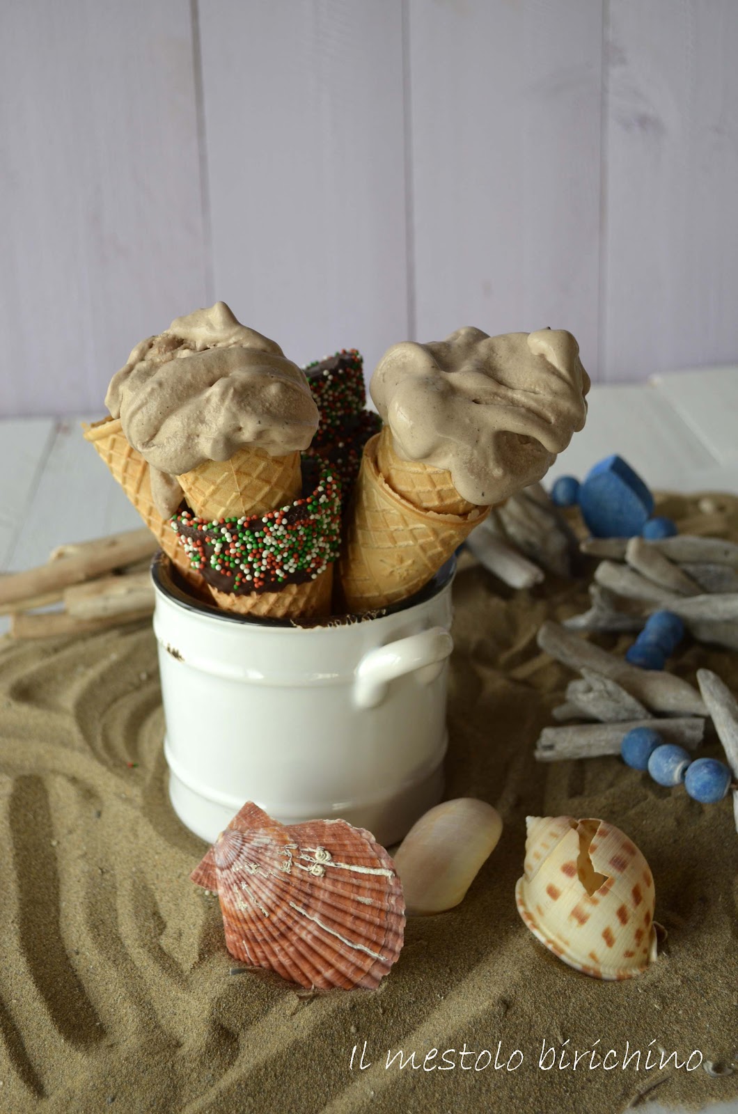 Il mestolo birichino: ED IL GELATO SI SCIOGLIE COME NEVE AL SOLE