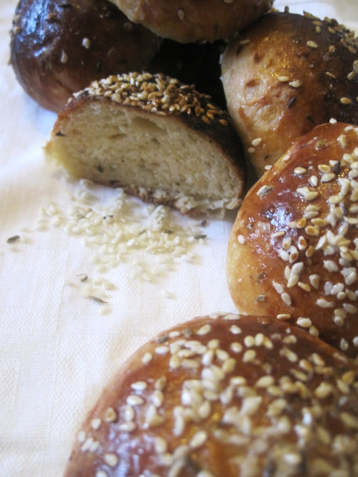 Krachel ou 9rachel marocains / Moroccan Buns or Rolls / Brioches marocaines