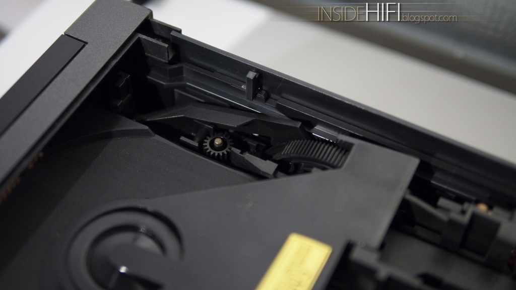 Inside Hi-Fi: Philips CD 150 (CD 150/00, CD 150/60)