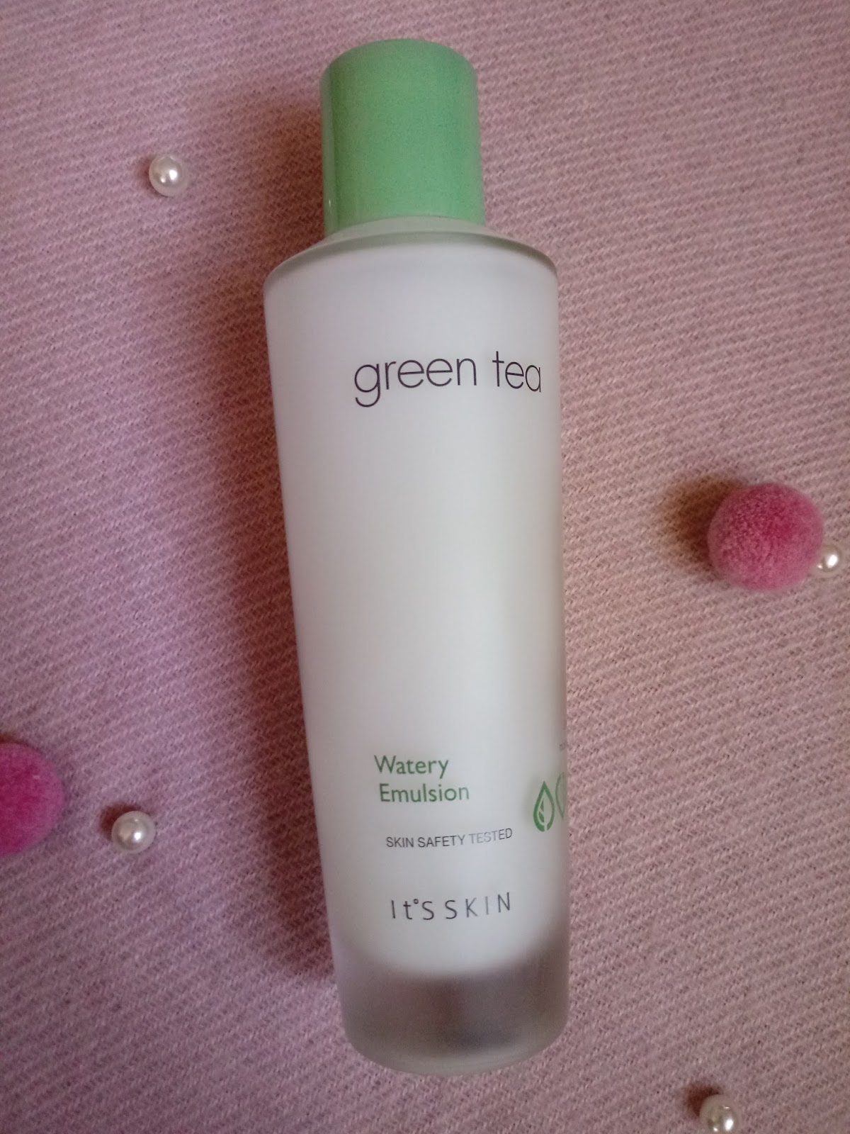 ♥ It's Skin - Green Tea Watery Emulsion ♥
