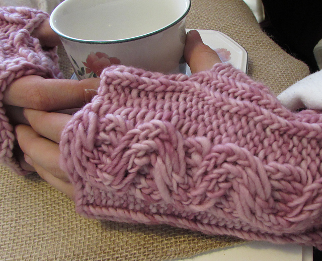 Premium Knitting Looms by: CinDWood Crafts: Loom Knit Cables Tips and ...