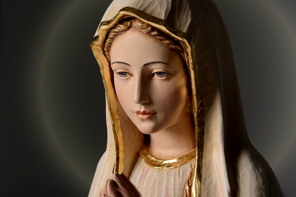 Lazos de Fe: Divino Encanto, Virgen María