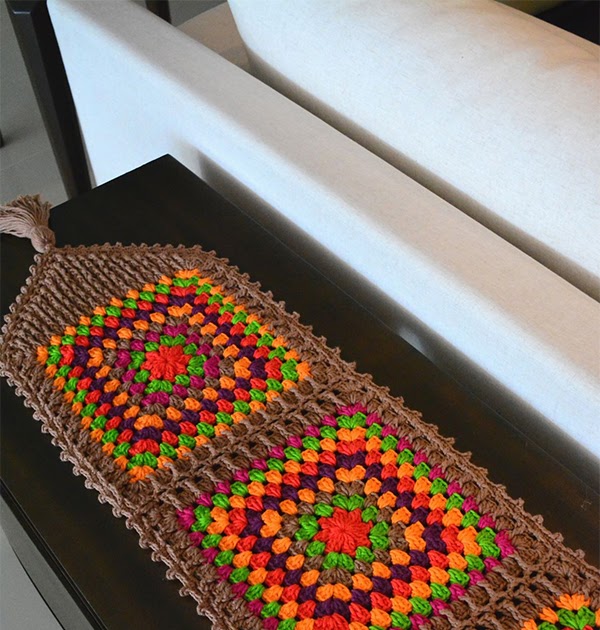 Ergahandmade: Crochet Table Runner + Diagrams