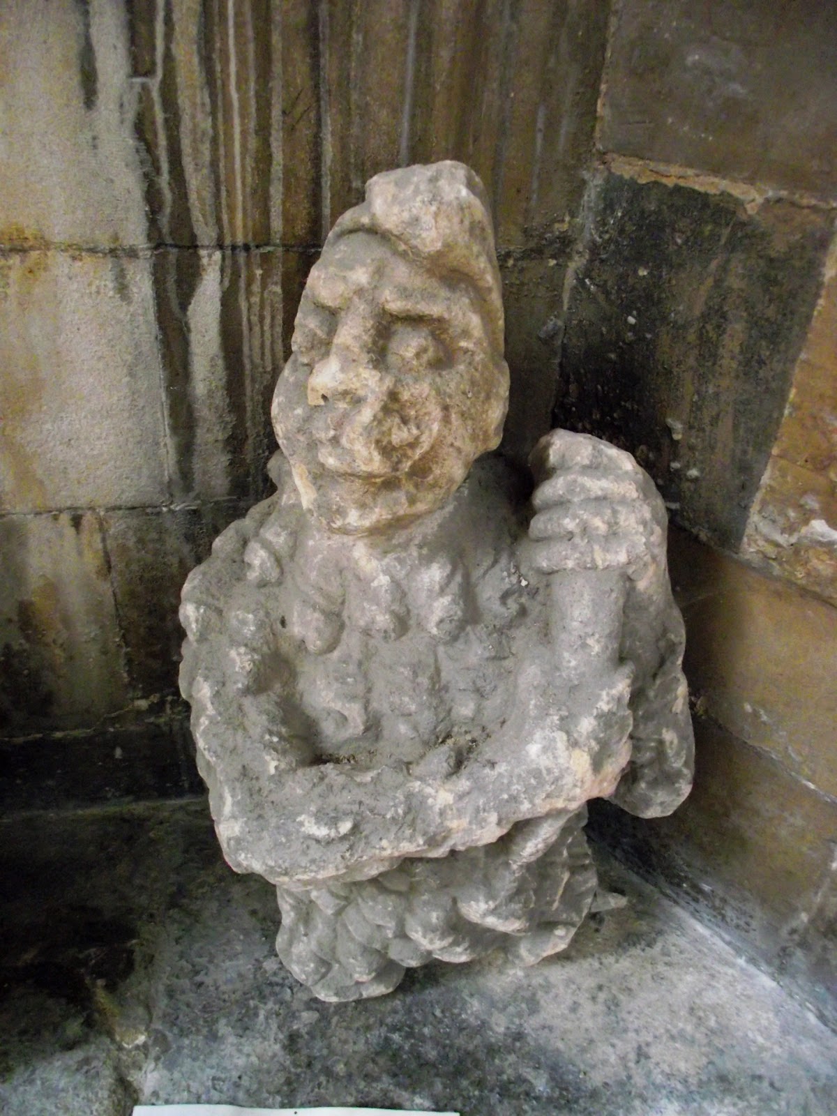 Montys England: Woolpit: Of Wolves, Green Children & Green Men.