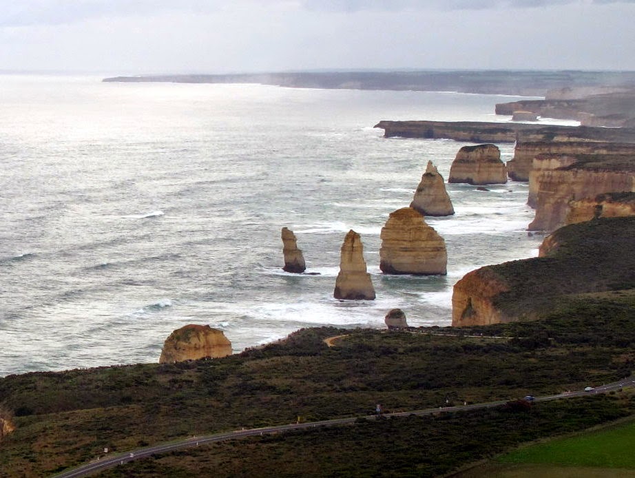 Rocks in Australia - The Cube