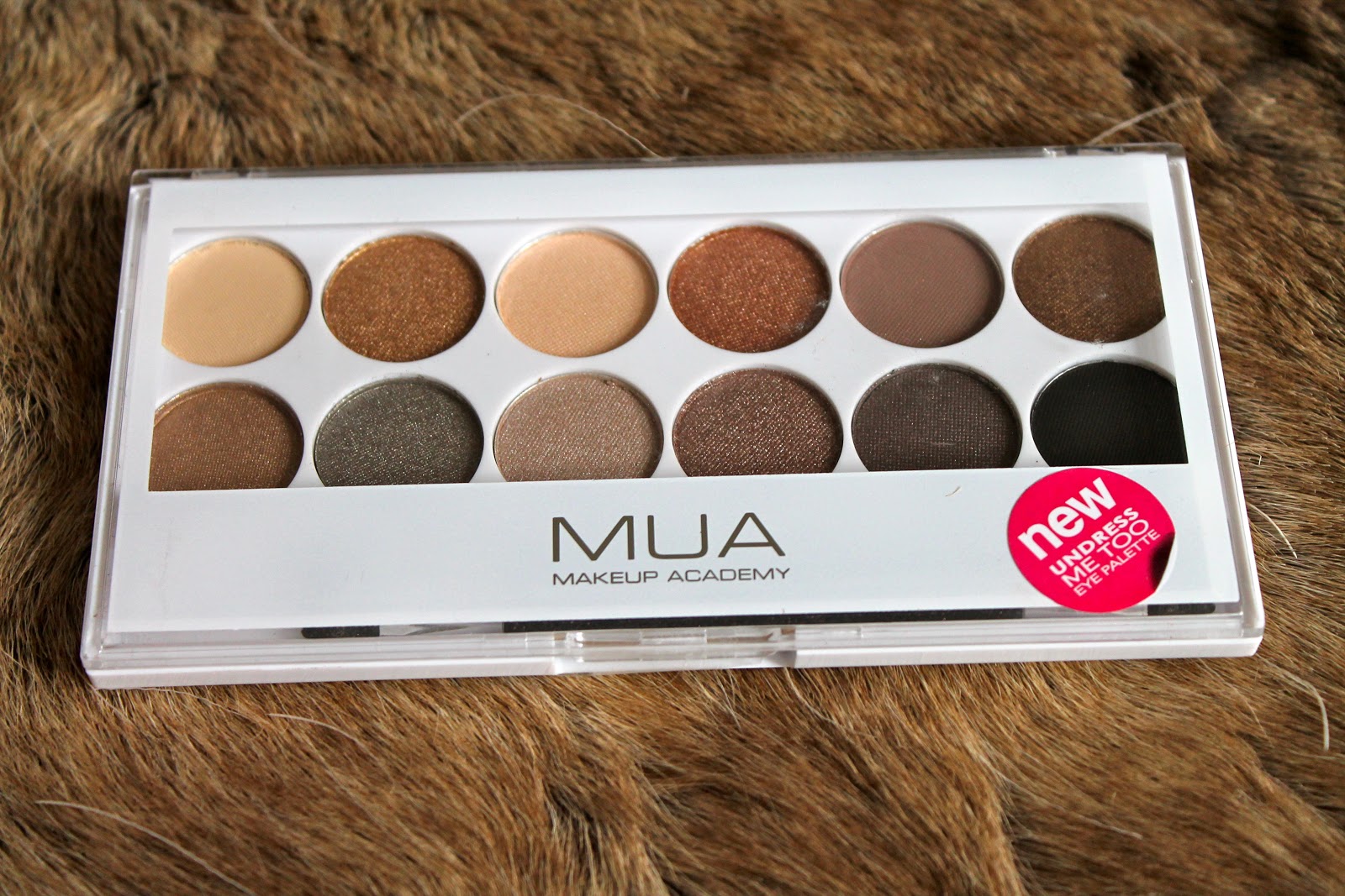 LizFish1 Blogs...: Undress Your Skin by MUA