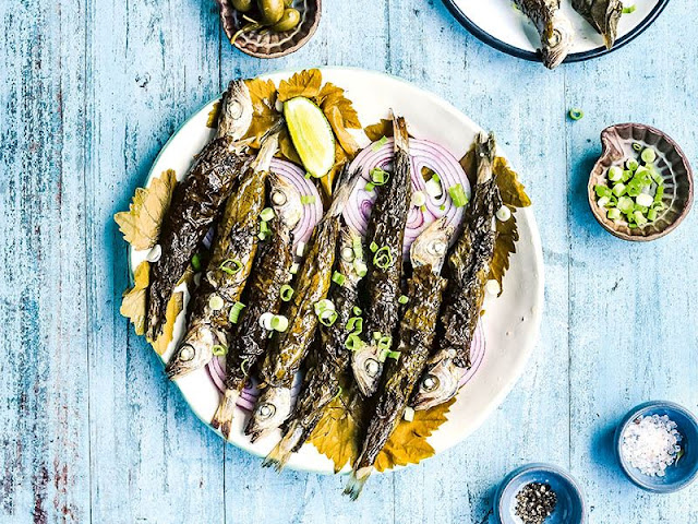 Asma Yaprağında Mezgit Tarifi - Lezzetli Yemek Tarifleri