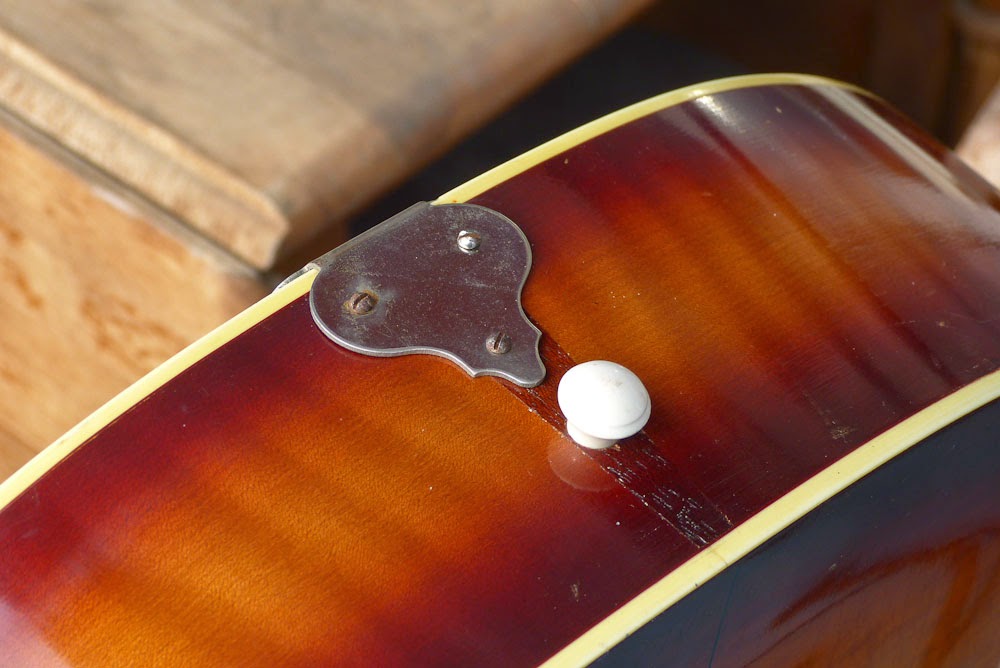 1941 Kay-made Silvertone Crest Archtop Guitar
