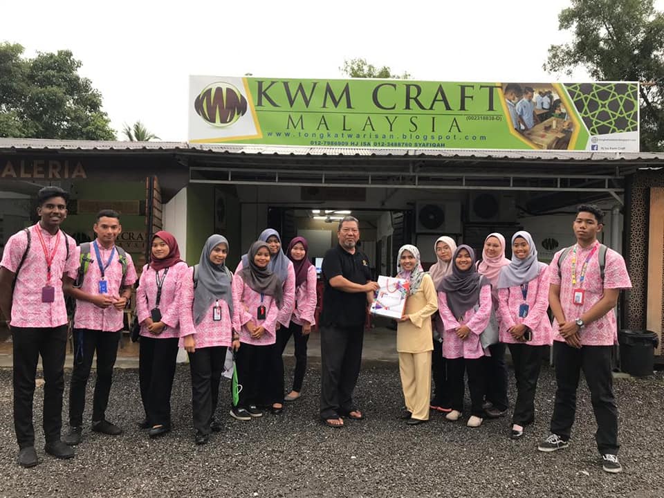 Kayu Warisan Malaysia: Kunjungan Pelajar dari Kolej Komuniti Kuala ...