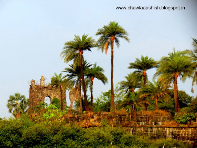Trekking Moments: Bassein Fort aka Vasai Fort: Part 1