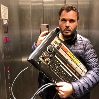 La Música No Tiene Fecha De Caducidad - Music Has No Expiration Date ...