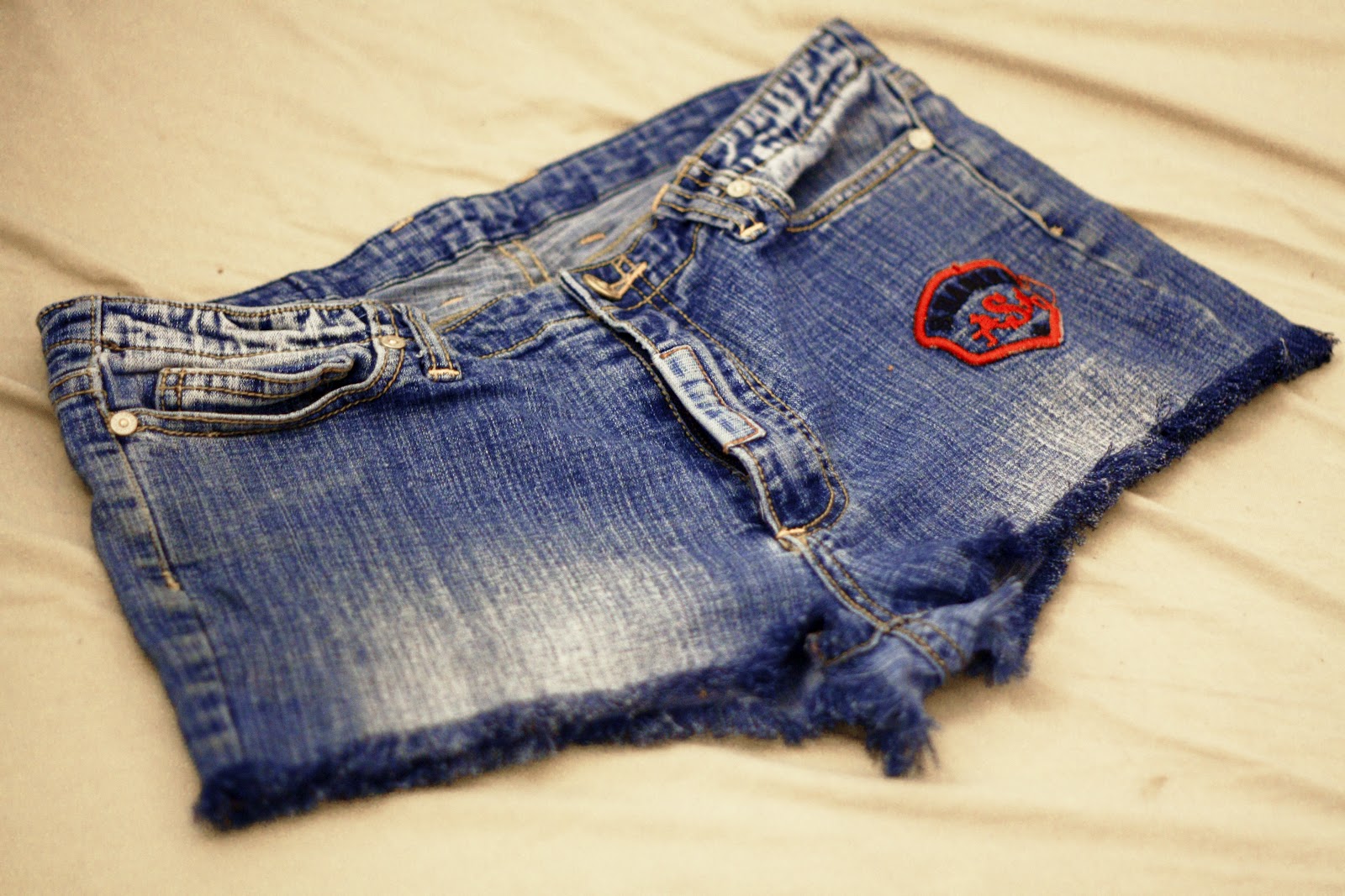 lovalafashion: DIY Shorts In A Matter Of Hours