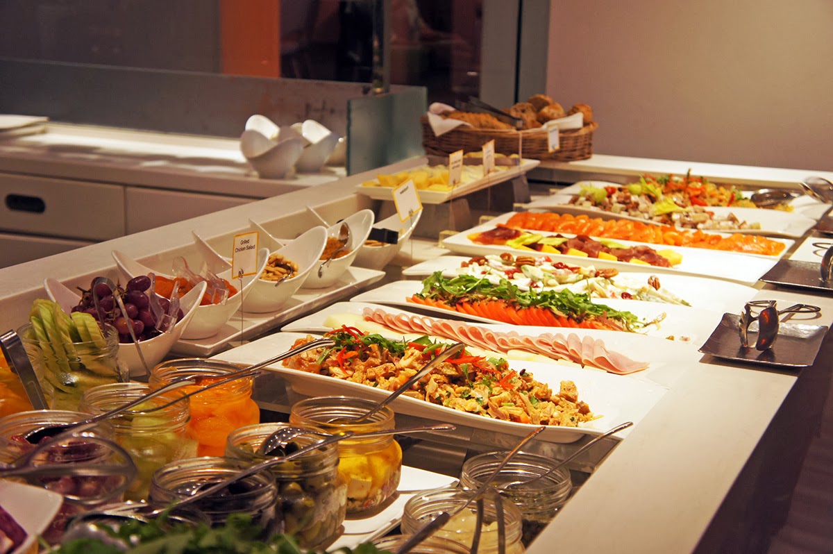 The Line Buffet at Shangri-La Hotel - The Dainty Candy