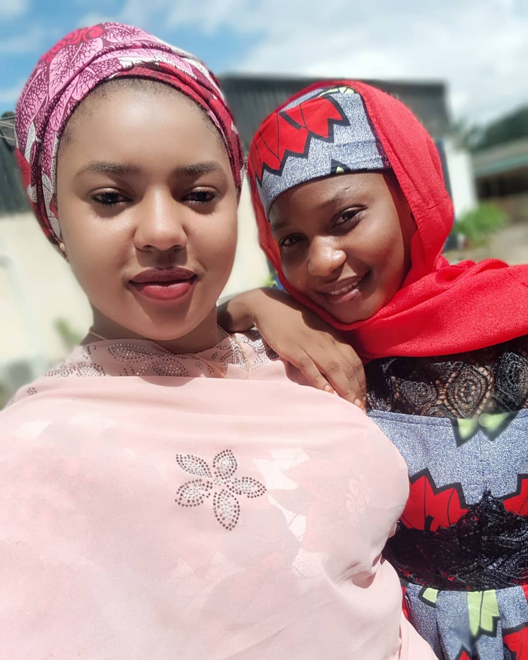 WASU ZAFAFFAN HOTUNAN JARUMA FATI SHU'UMA KENAN NA WANNAN SATI WANDA ...