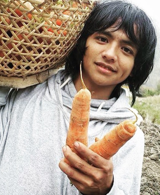 Carrot Man na si Jeyrick Sigmaton Viral Dahil sa Kaniyang Bagong Itsura ...