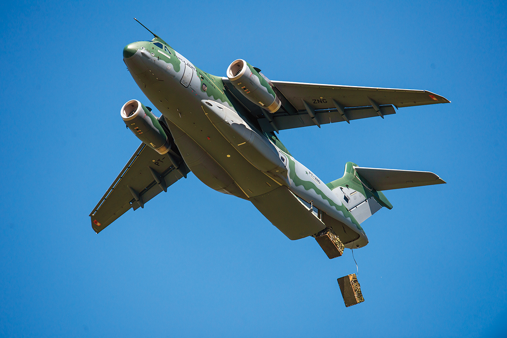Military and Commercial Technology: Update: Embraer KC-390 concludes ...