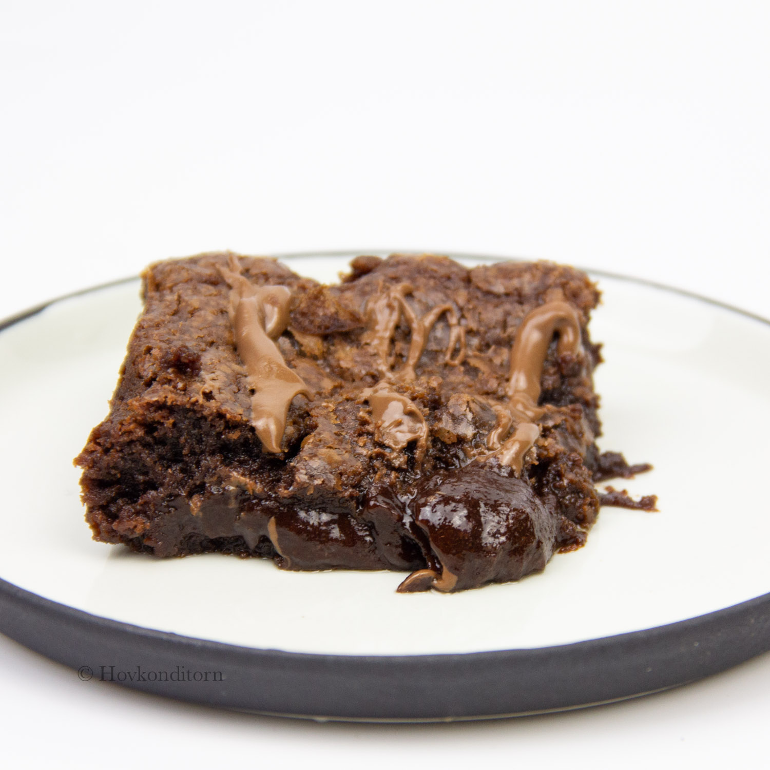 Nutella Sticky Mud Cake