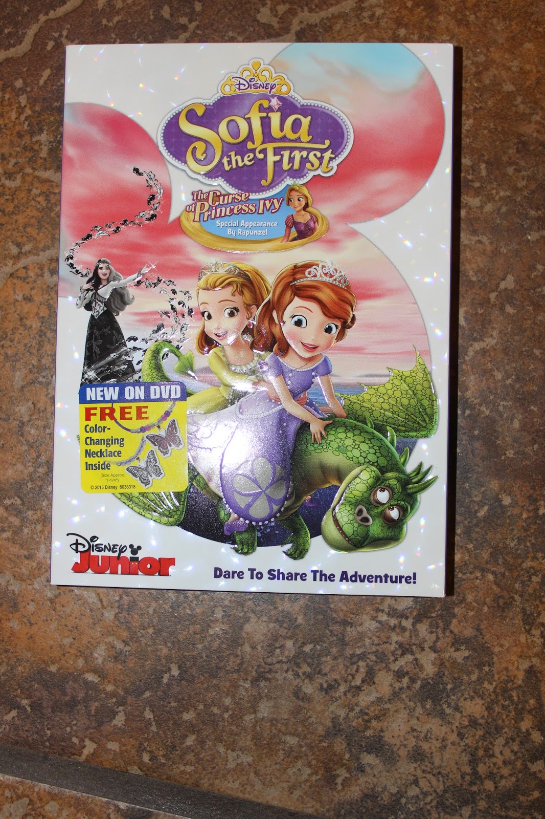 Trying To Go Green: SOFIA THE FIRST: THE CURSE OF PRINCESS IVY Review
