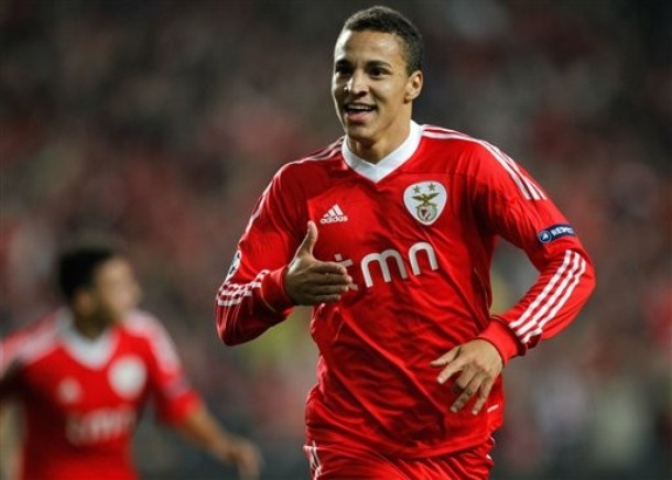 Fora-de-jogo: "Rodrigo continuar no Benfica? Não vejo qualquer ...