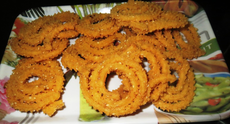 ಅಡಿಗೆ - Adige: Chiroti Rava Chakkuli