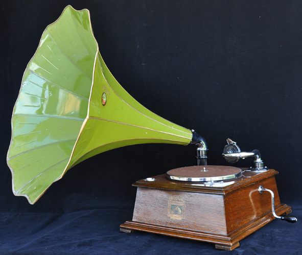 Six colors in a pen ! : Gramophones