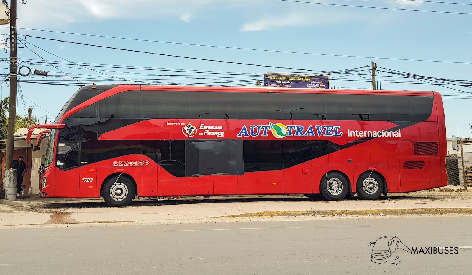 MAXIBUSES: AUTOTRAVEL INTERNACIONAL - AUTOBUSES ESTRELLAS DEL PACÍFICO