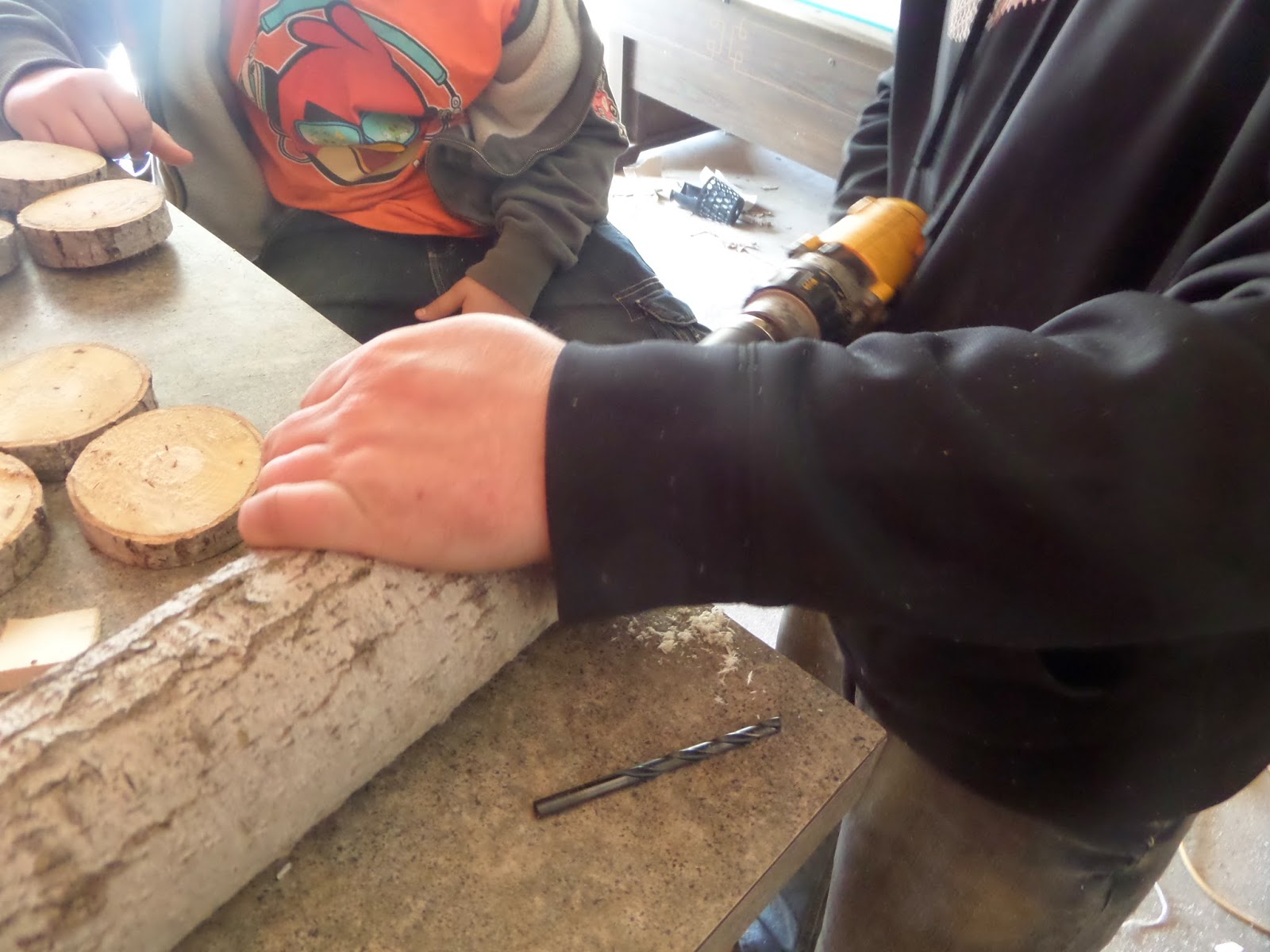 DIY Rustic Log Lamp with LED Power - Outnumbered 3 to 1