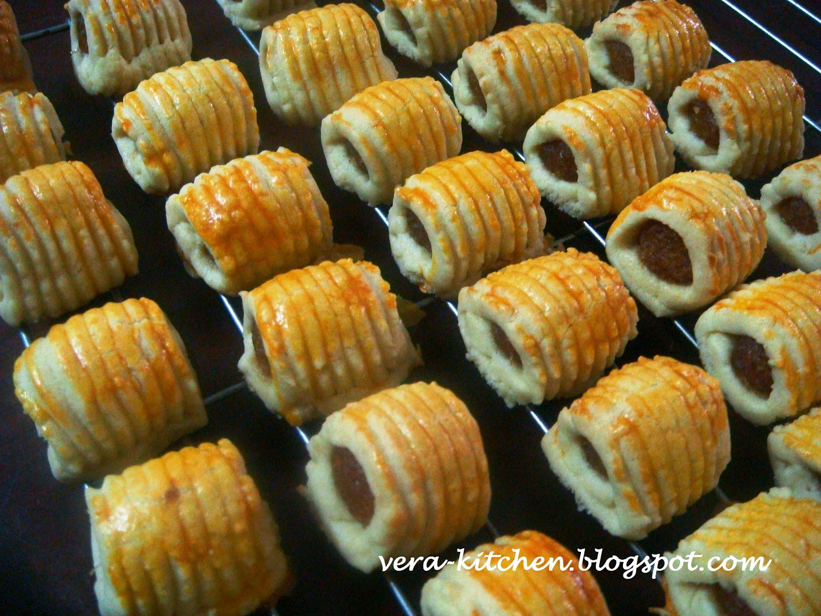 Pineapple Tart Rolls - Vera's Kitchen