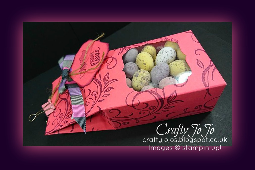 Crafty JoJo`s Blog: Easter egg gift box with a pinch!
