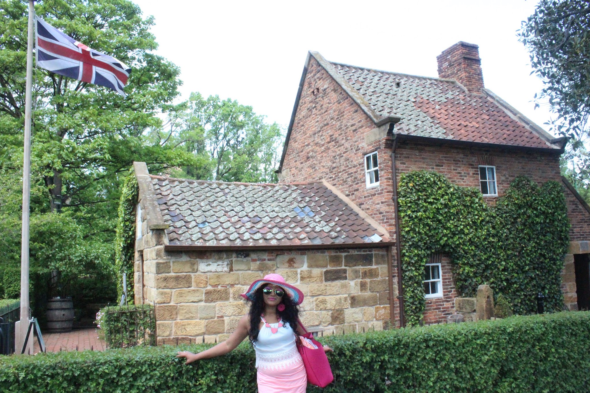 The oldest building in Australia:Cook's cottage in Melbourne ...