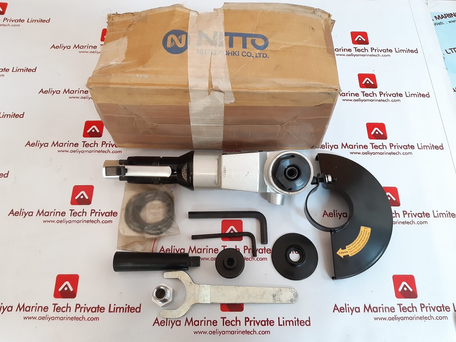 NITTO MAG - 70 RIGHT ANGLE GRINDER - Aeliya Marine