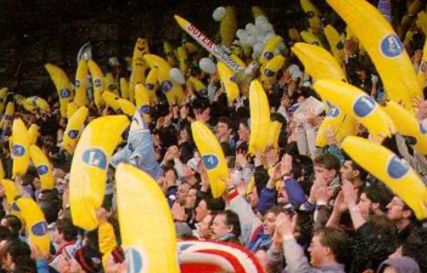 Banana-Inspired Man City 21-22 Goalkeeper Kit Unveiled? - Footy Headlines