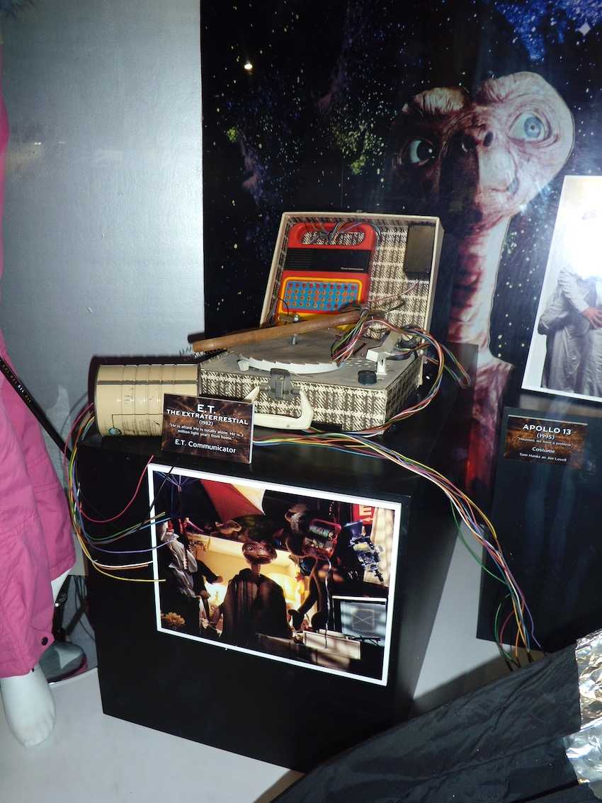 Hollywood Movie Costumes and Props: 10 cool screen-used props from the ...