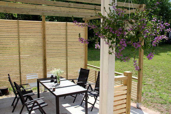 Koti kolmelle - Sisustusblogi: Terassin kaiteet