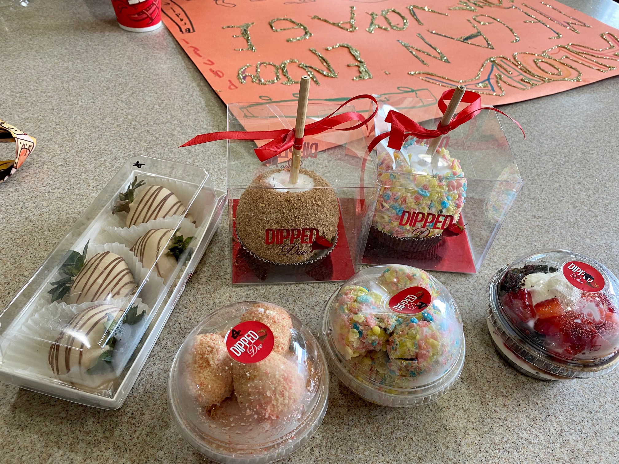 Hawaii Mom Blog: Dipped by Dee