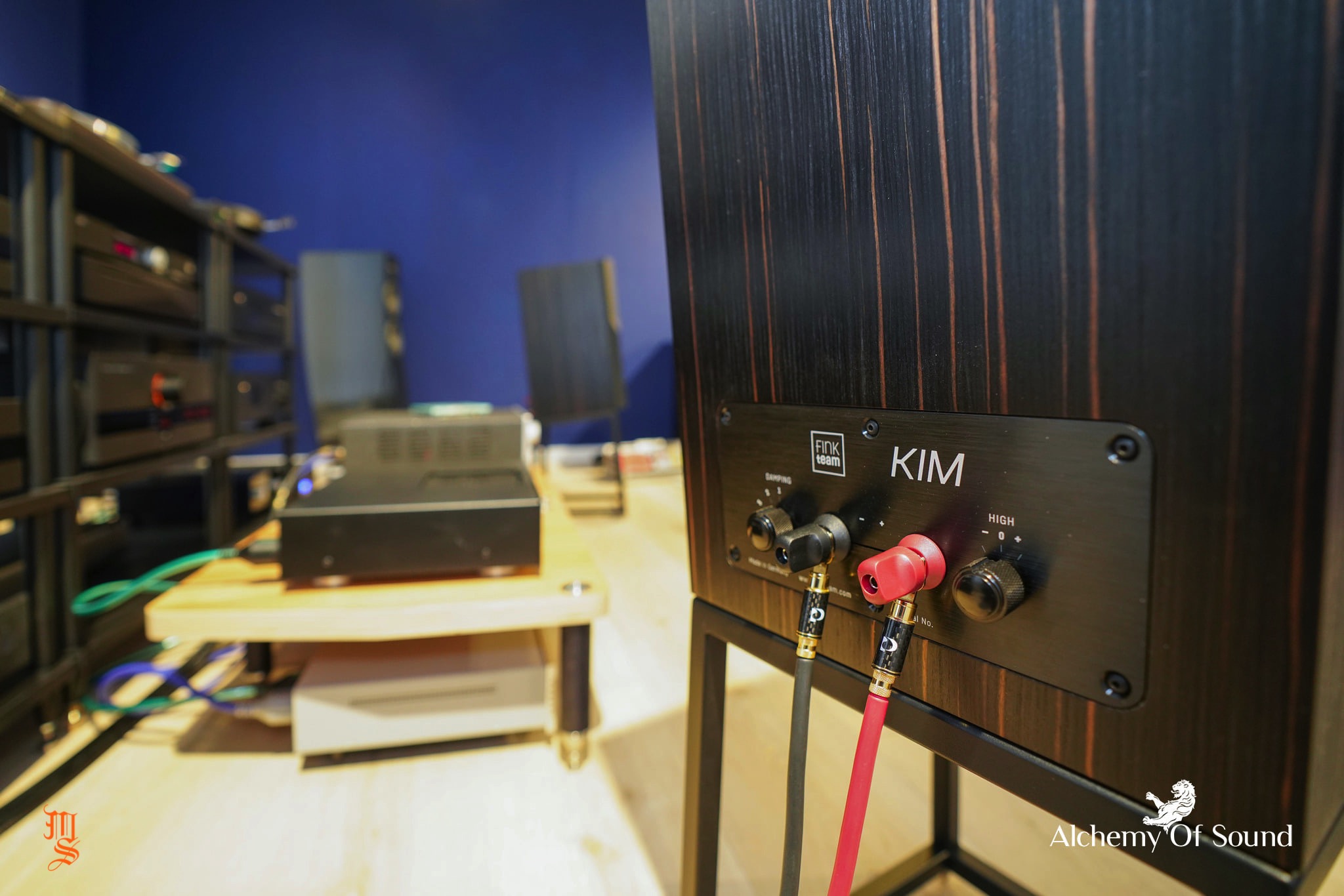 FINK TEAM KIM SPEAKERS – M & S | Ultimate High-Fidelity