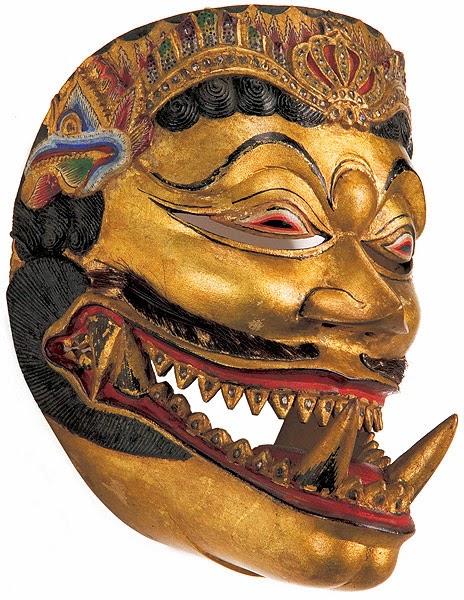 Gambar Kerajinan Tangan : Kerajinan tangan topeng kayu motif batik